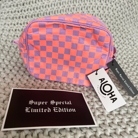 ALOHA Collection | Bags | Aloha Collection Super Special Limited ...